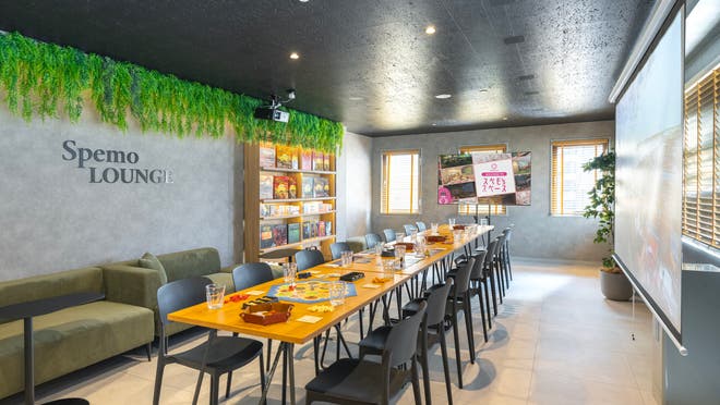 スペモ🏠クリスマス🎄神田4分🚉プロジェクター📽️イベント🌟パーティー🎉700_SpemoLOUNGE神田大手町2ndの写真1