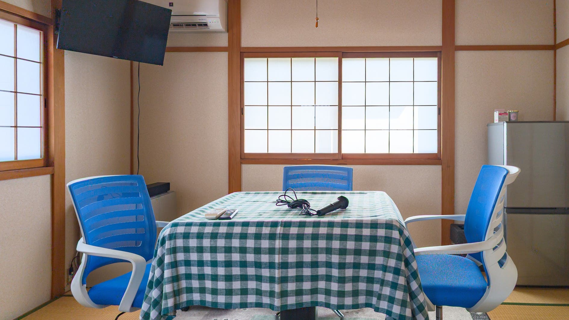 【18時～】仕事終わりに集まる、遊べるボードゲームルームの写真2