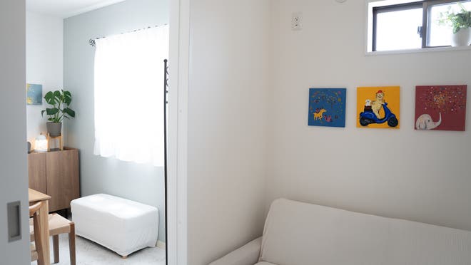 カフェ併設で気軽に、ママ会、ワークショップやセラピーに最適の写真3