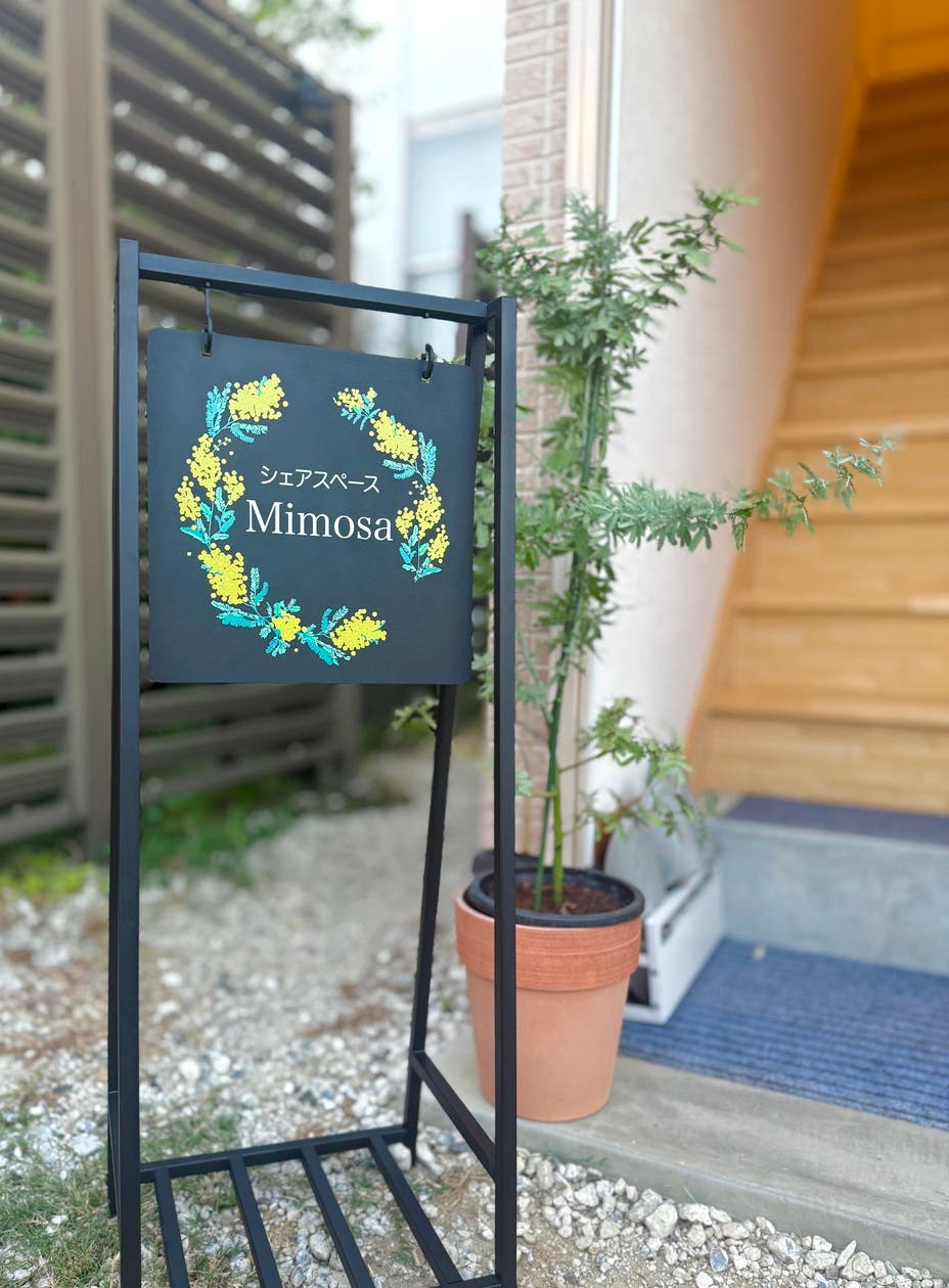 カフェ併設で気軽に、ママ会、ワークショップやセラピーに最適の写真5