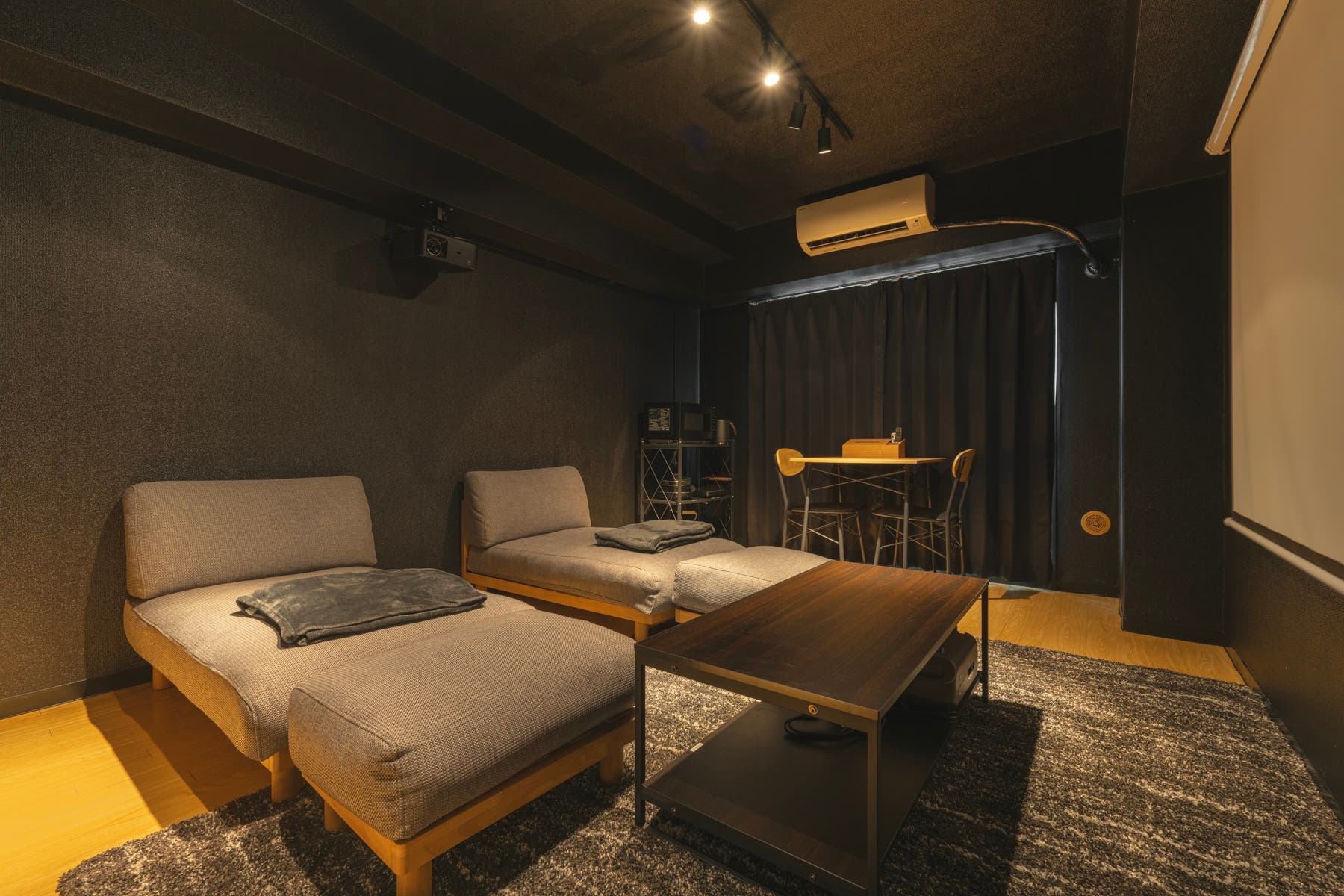 スペモ🎬️クリスマス🎄御徒町1分🚶‍♀️学割👨‍🎓プロジェクター🎥デート❤映画鑑賞👀740_CINEMA上野3rdの写真2