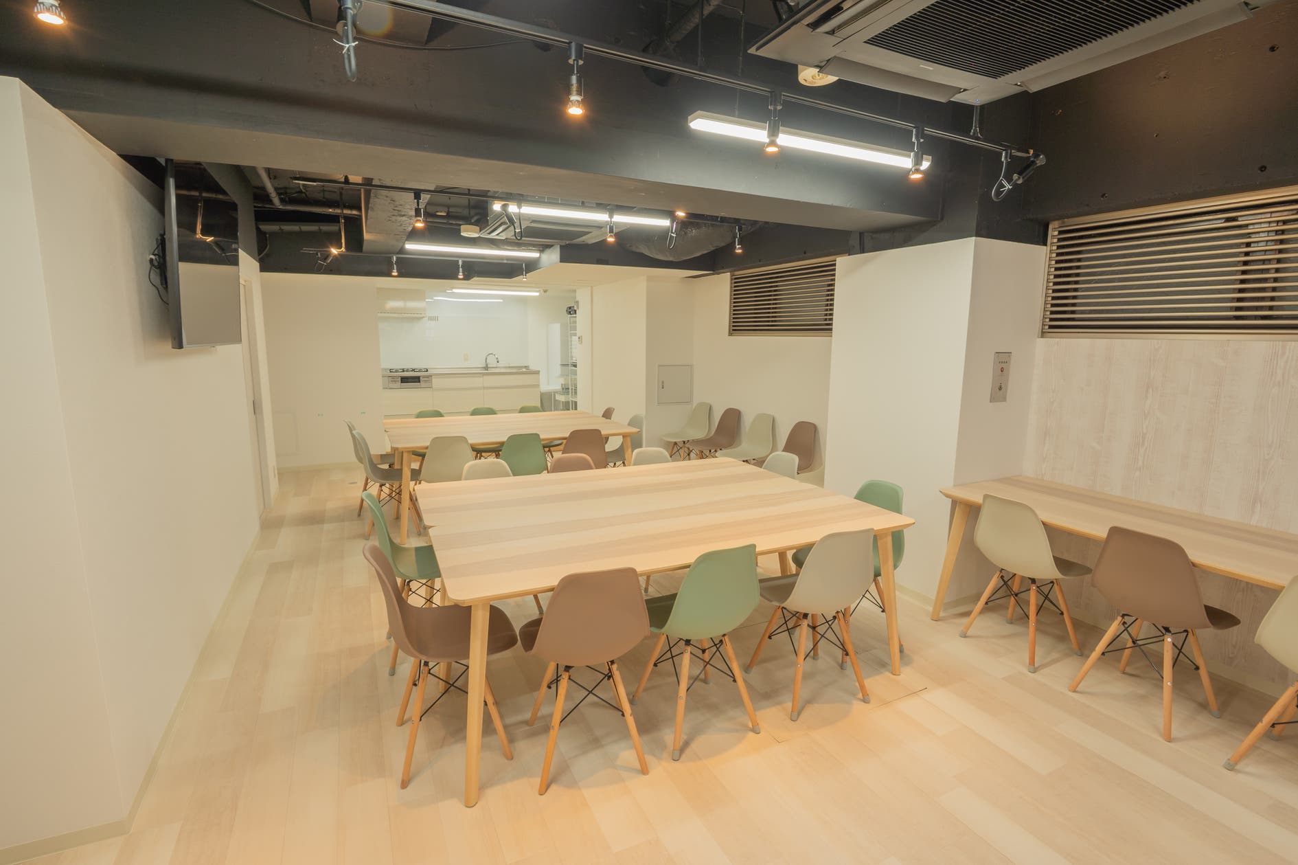 スペモ🏠忘年会🍺歓送迎会🎊キッチン🍴映画鑑賞🎥ビジネス🚶‍♂️パーティー🍺打ち上げ🎊013_fika新宿御苑の写真5