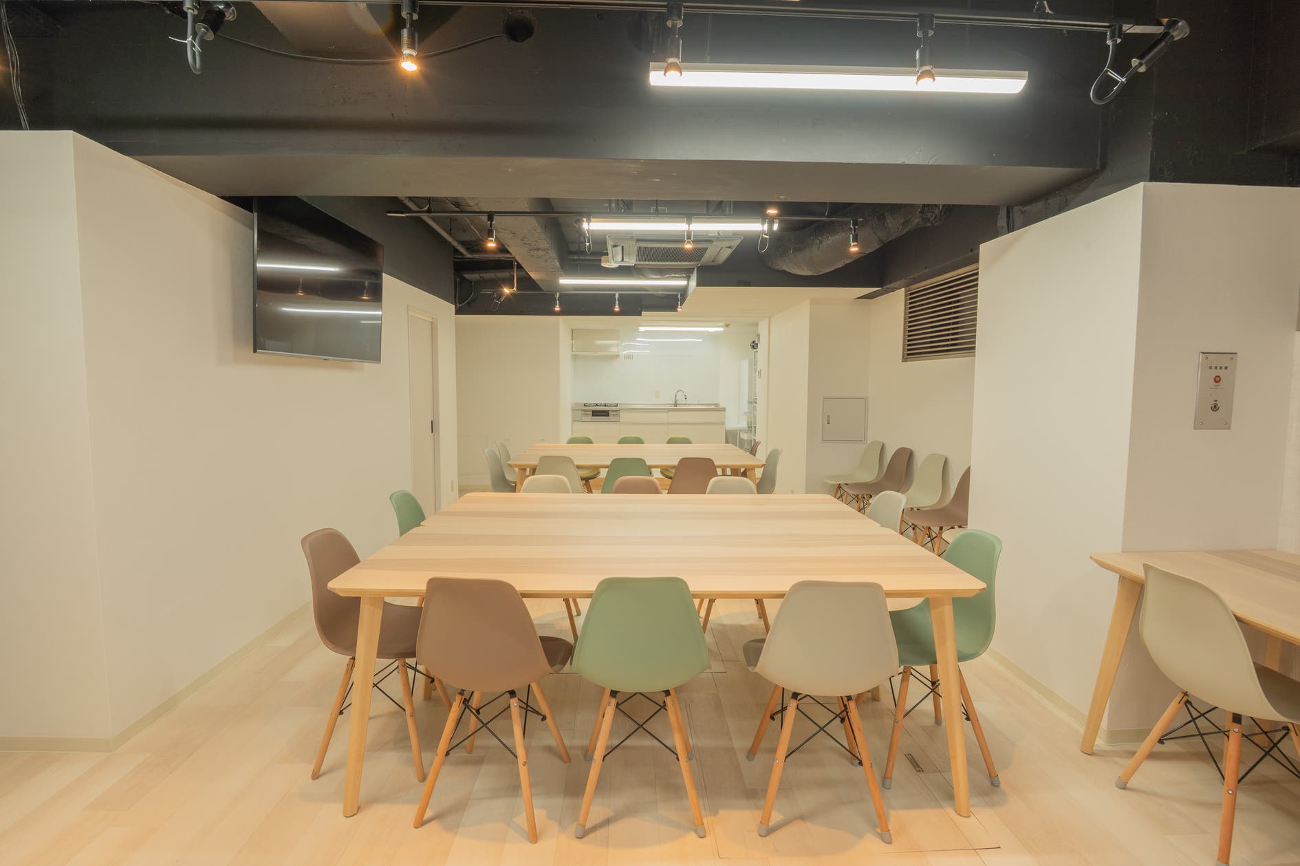 スペモ🏠忘年会🍺歓送迎会🎊キッチン🍴映画鑑賞🎥ビジネス🚶‍♂️パーティー🍺打ち上げ🎊013_fika新宿御苑の写真6