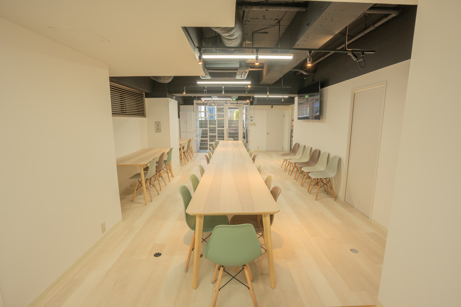 スペモ🏠忘年会🍺歓送迎会🎊キッチン🍴映画鑑賞🎥ビジネス🚶‍♂️パーティー🍺打ち上げ🎊013_fika新宿御苑の写真11