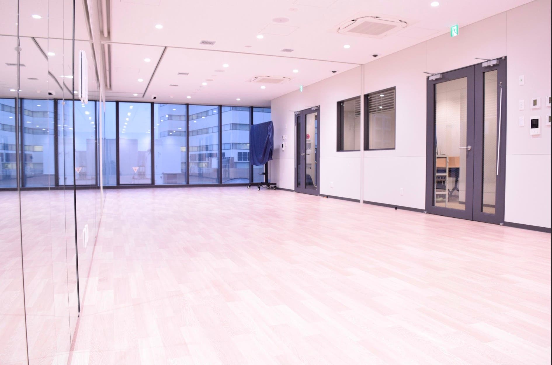 こどもでぱーと　中野の写真1