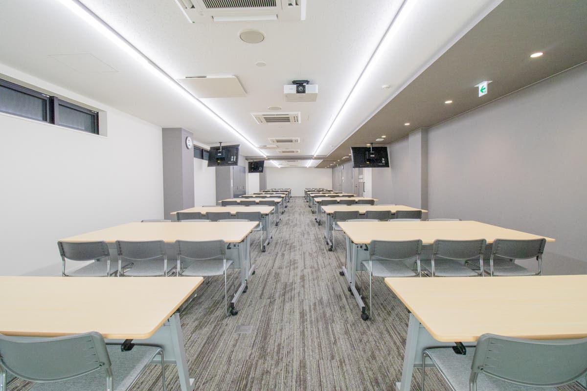 【博多駅2分！定員102名】プロジェクター・WiFi・マイク！ふれあい貸し会議室Premium トヨタレンタリース博多駅前A+Bの写真11