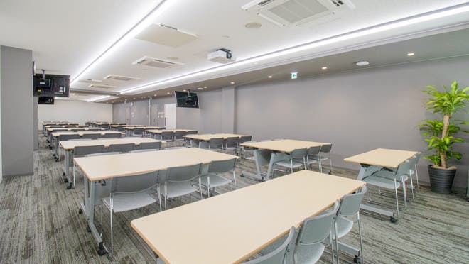 【博多駅2分!定員102名】プロジェクター・WiFi・マイク!ふれあい貸し会議室Premium トヨタレンタリース博多駅前A+Bの写真12