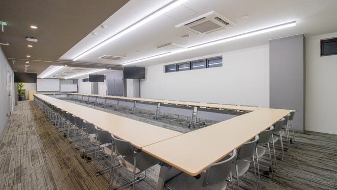 【博多駅2分!定員102名】プロジェクター・WiFi・マイク!ふれあい貸し会議室Premium トヨタレンタリース博多駅前A+Bの写真13