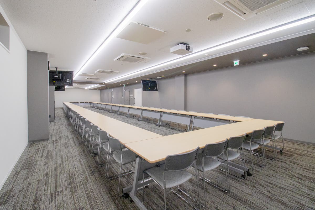 【博多駅2分！定員102名】プロジェクター・WiFi・マイク！ふれあい貸し会議室Premium トヨタレンタリース博多駅前A+Bの写真15