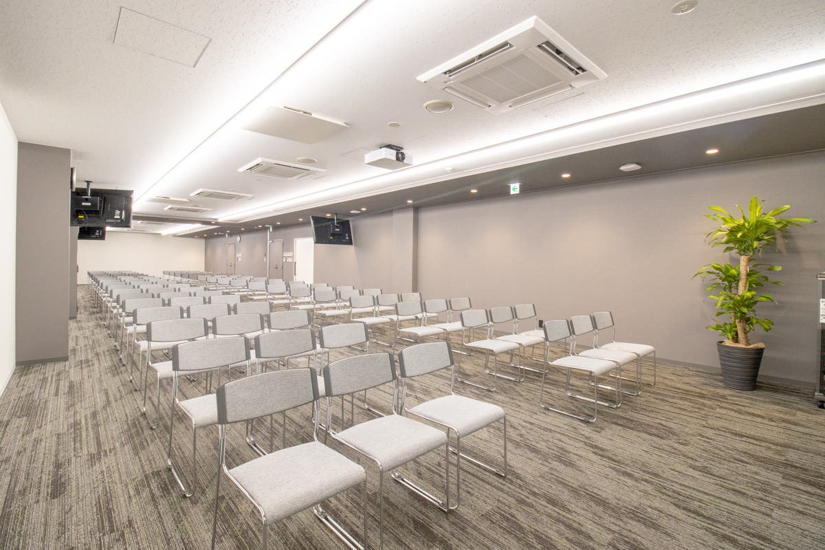 【博多駅2分！定員102名】プロジェクター・WiFi・マイク！ふれあい貸し会議室Premium トヨタレンタリース博多駅前A+Bの写真20