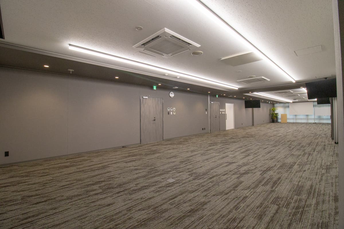 【博多駅2分！定員102名】プロジェクター・WiFi・マイク！ふれあい貸し会議室Premium トヨタレンタリース博多駅前A+Bの写真24