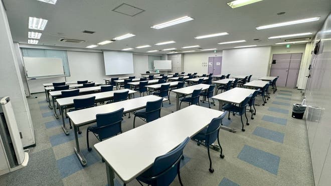 3階L会議室【水道橋駅 6分】72名着席可能!会議・セミナーに最適な会議室☆無料Wi-Fiあり!の写真2