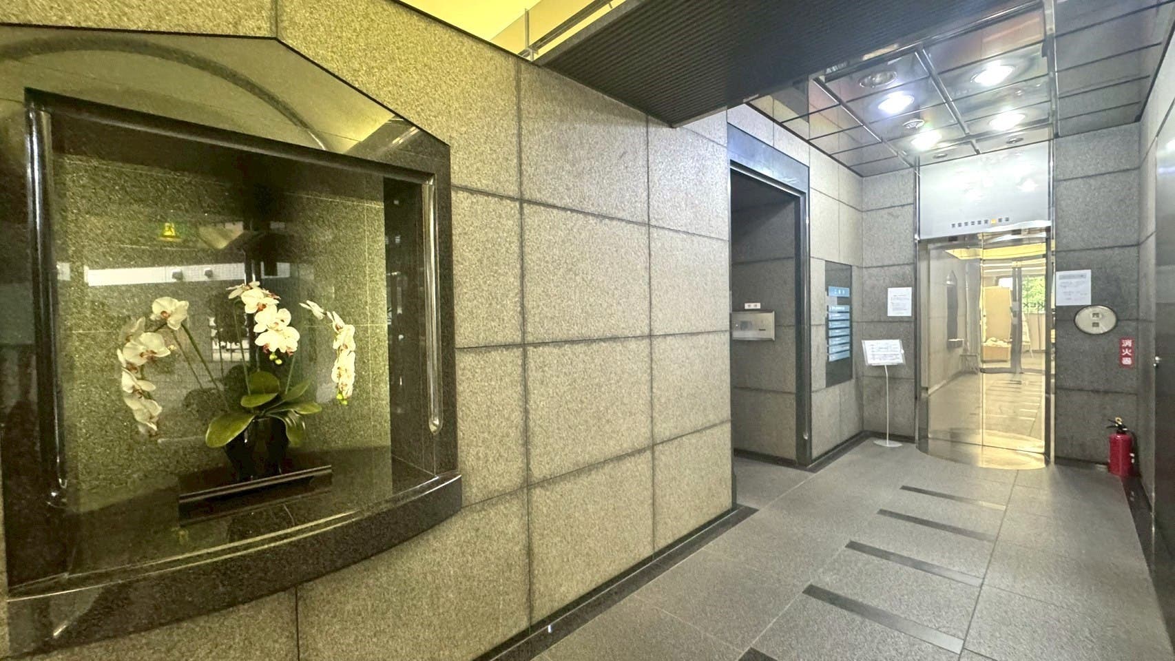 5階L会議室【水道橋駅 6分】72名着席可能！会議・セミナーに最適な会議室☆無料Wi-Fiあり！の写真8