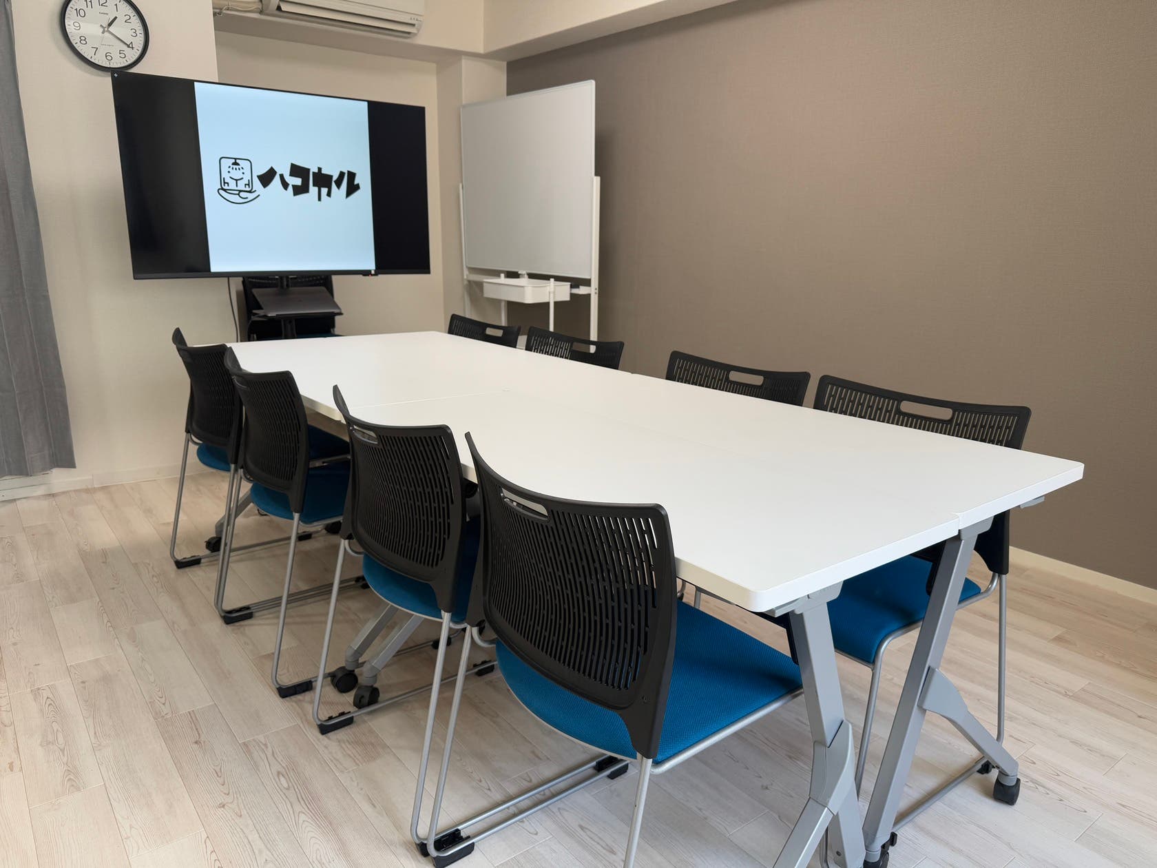 【天満橋駅2分/谷町線】会議室/テレワーク/高速Wi-Fi🛜55型4Kモニター🖥️飲食可の写真1