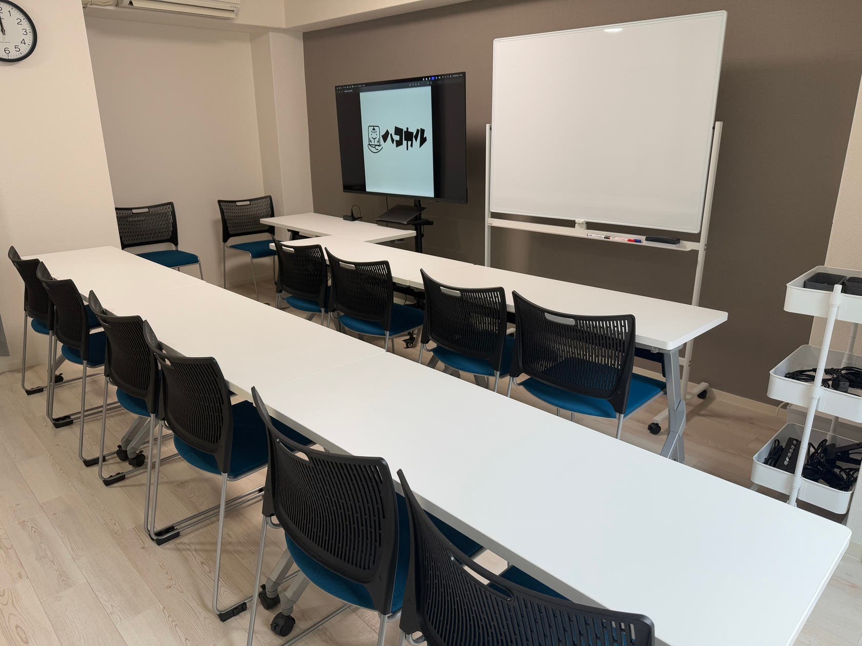 【天満橋駅2分/谷町線】会議室/テレワーク/高速Wi-Fi🛜55型4Kモニター🖥️飲食可の写真4