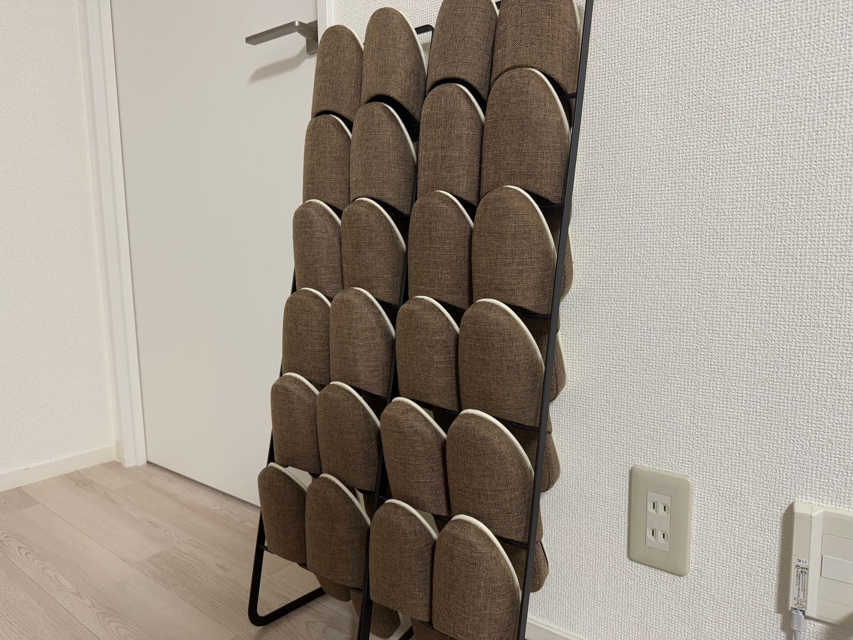 【天満橋駅2分/谷町線】会議室/テレワーク/高速Wi-Fi🛜55型4Kモニター🖥️飲食可の写真15