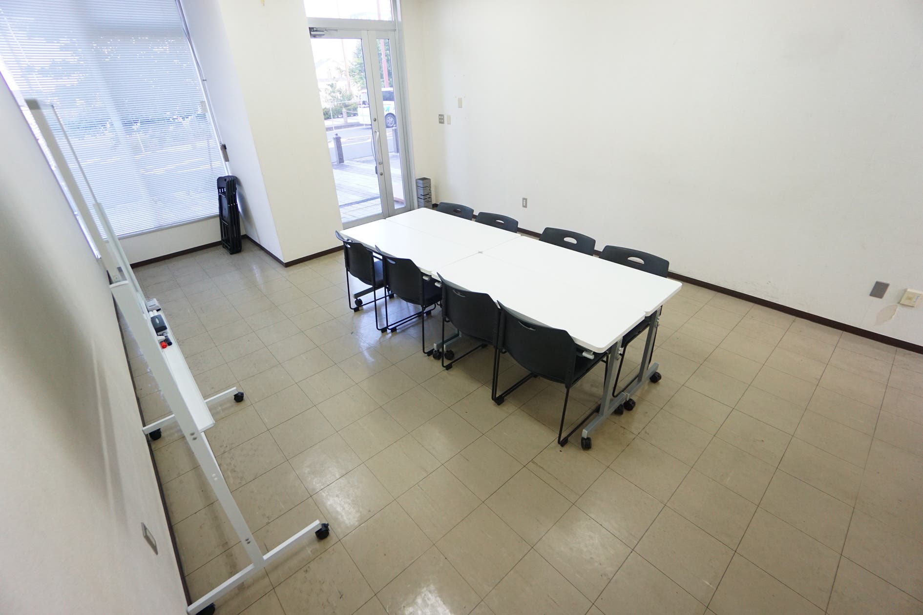 ＜ヴェルミ106貸会議室＞大雄山駅徒歩1分🚃完全個室✨Wi-Fi📶プロジェクター🎥会議/商談/ワークショップの写真7