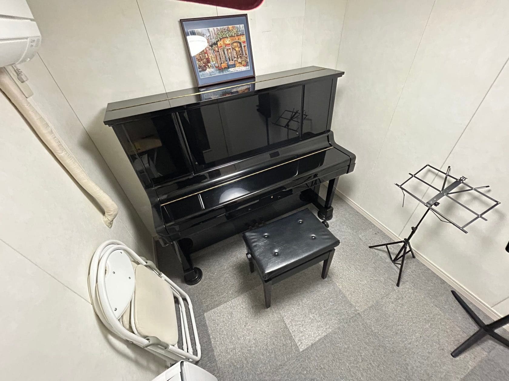 下北沢駅から徒歩８分の防音スタジオ。ピアノや音楽練習、レッスン、ワーキングスペースなどの写真1