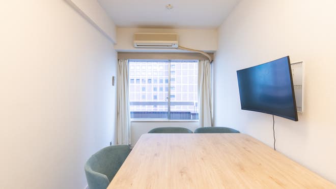 JR新宿駅徒歩4分|新宿西口駅徒歩2分|最大5名|会議、商談、勉強会、ボードゲーム、レッスン、休憩の利用に最適!の写真3