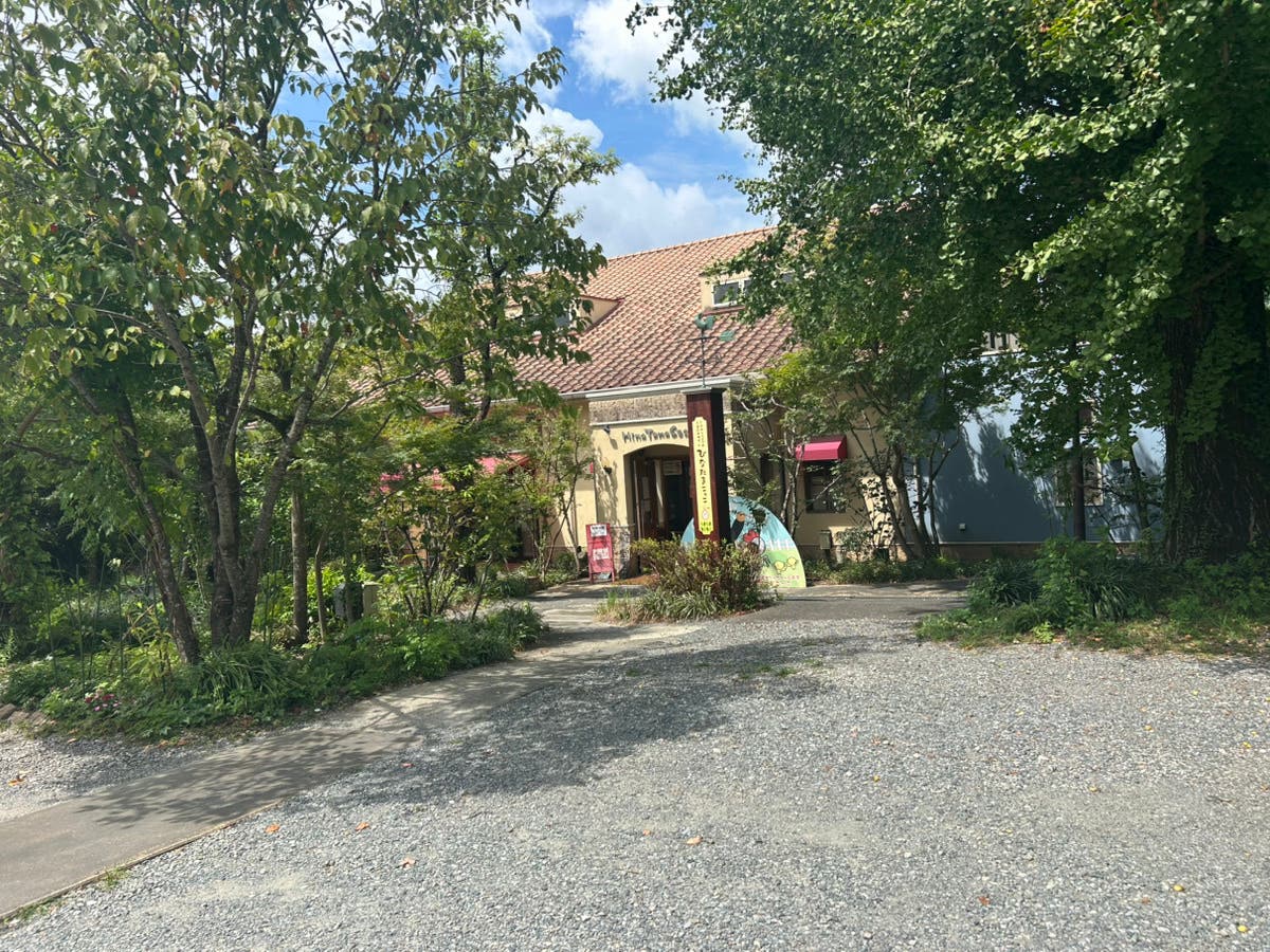 自然と人が集まる、特別なキッチンカースポットの写真2