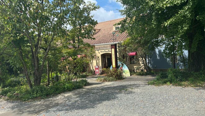 自然と人が集まる、特別なキッチンカースポットの写真2