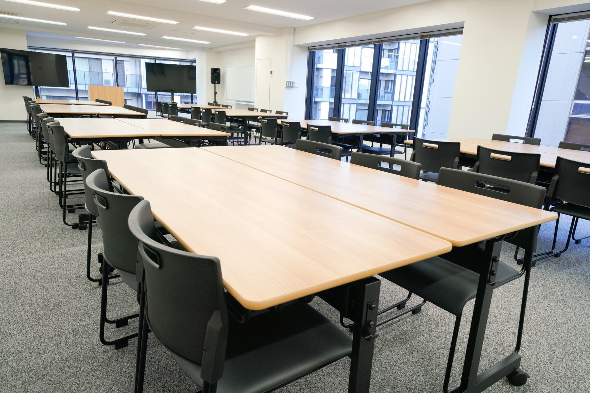 渋谷駅徒歩3分！宮益坂沿いに位置する貸会議室(4F-A)の写真5