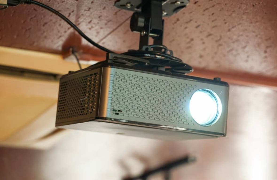 プロジェクターの画像1