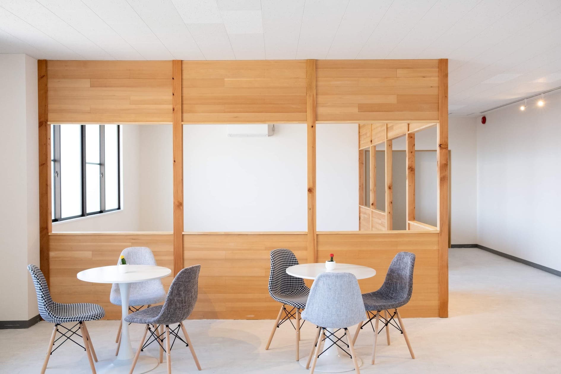 小田急線富水駅から徒歩８分！　ママ会🎀や撮影会📷にも大人気！！　ナチュラルインテリアのレンタルスペース🌿✨の写真6