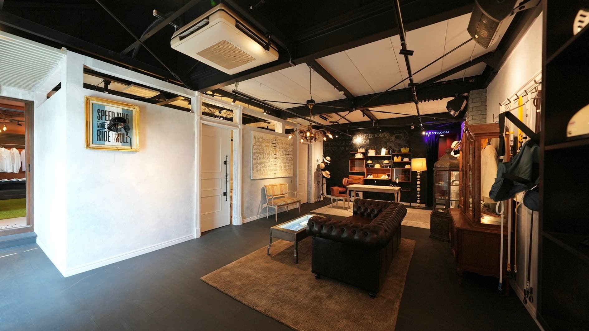 【134号線沿い／鵠沼海岸徒歩2分】まるで西部劇の舞台のようなアメリカンな貸切スペースの写真7