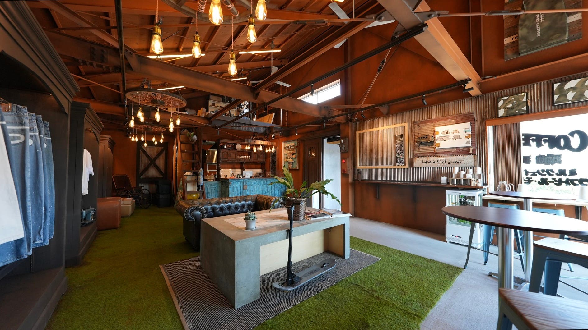 【134号線沿い／鵠沼海岸徒歩2分】まるで西部劇の舞台のようなアメリカンな貸切スペースの写真18