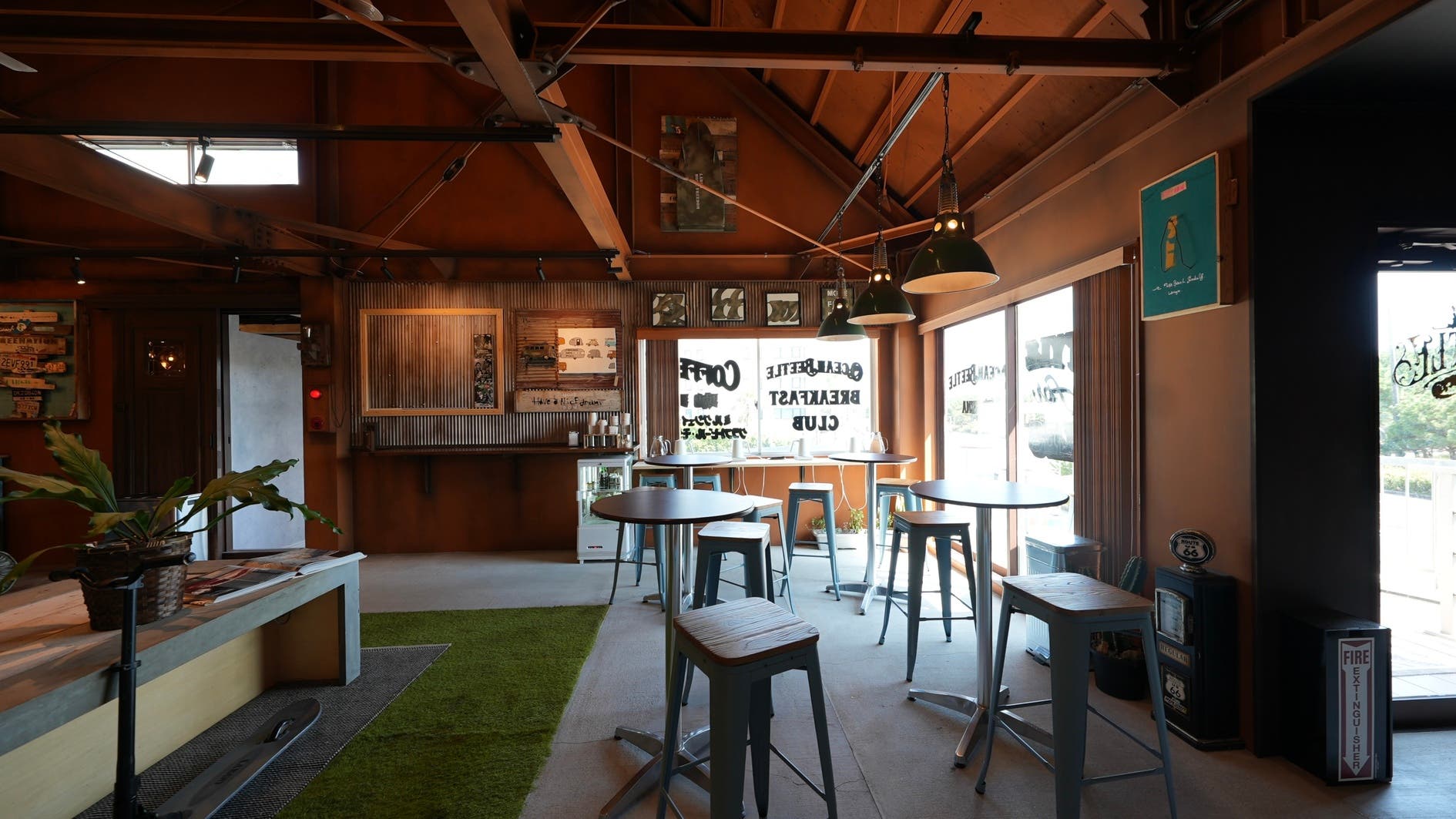 【134号線沿い／鵠沼海岸徒歩2分】まるで西部劇の舞台のようなアメリカンな貸切スペースの写真19