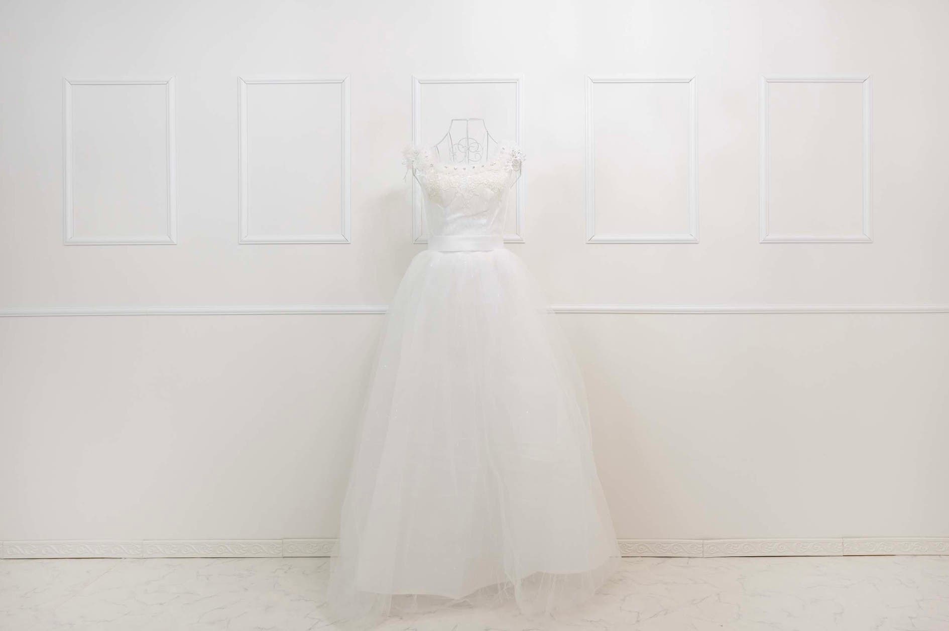 🎉北千住駅近💖選べる4面背景(黒/白/ピンク/水色)🎀ドレス有｜47インチモニター｜推し活生誕祭｜ポートレート｜商用の写真13