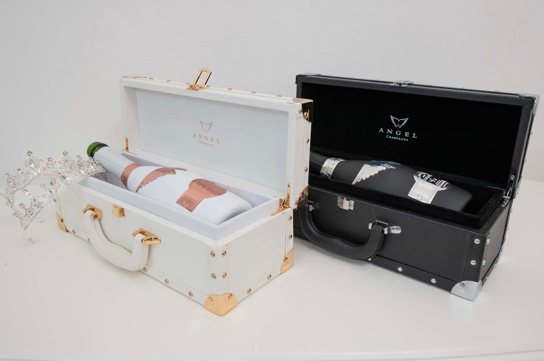 🎉北千住駅近💖選べる4面背景(黒/白/ピンク/水色)🎀ドレス有｜47インチモニター｜推し活生誕祭｜ポートレート｜商用の写真17