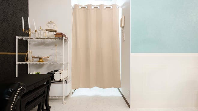 🎉北千住駅近💖選べる4面背景(黒/白/ピンク/水色)🎀ドレス有|47インチモニター|推し活生誕祭|ポートレート|商用の写真22