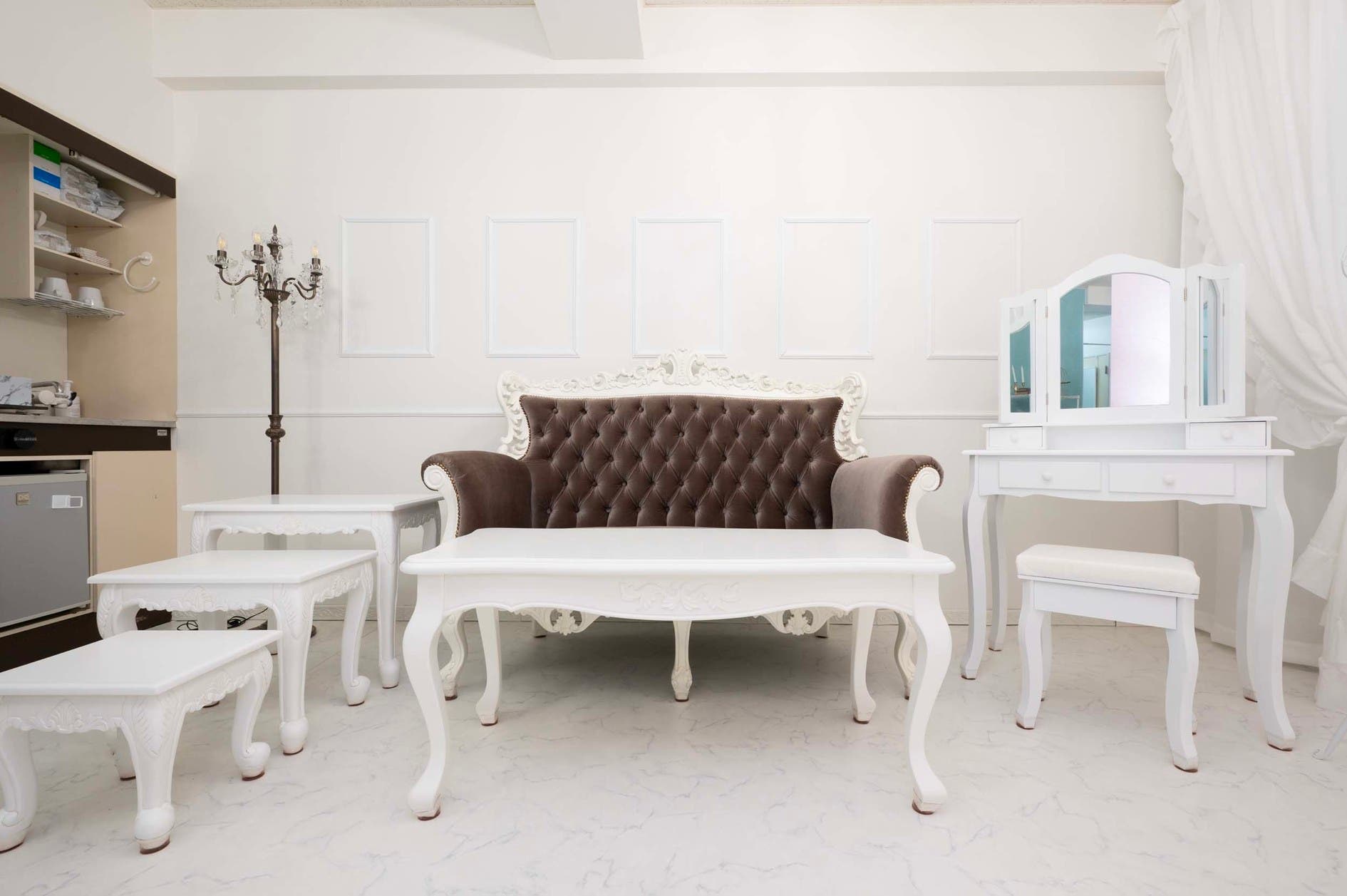 🎉北千住駅近💖選べる4面背景(黒/白/ピンク/水色)🎀ドレス有｜47インチモニター｜推し活生誕祭｜ポートレート｜商用の写真28