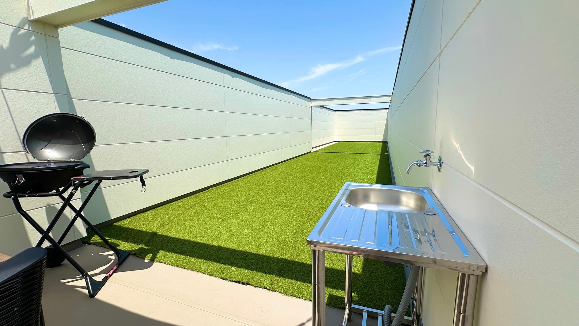 【🐶川越駅近郊ドッグラン🐶】《⭐️約20m特大屋上テラス🌟貸切‼️》ドッグラン🐶撮影🎥駐車場あり🚗ペット可🐶の写真4