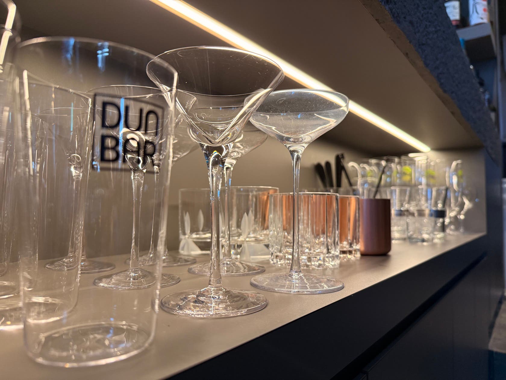 【暖炉のあるモダンなバー】目黒駅5分◆貸切パーティ/撮影/女子会/飲み放題ありの写真8