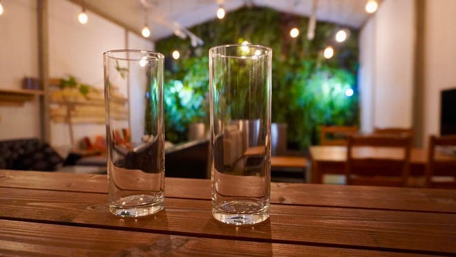 西大橋駅徒歩4分 四ツ橋徒歩8分 / 交流会や忘年会などで人気 / 20名以上のご利用可 / 緑をテーマしたキッチン付きスペースの写真22