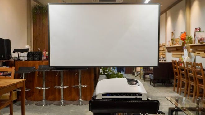 西大橋駅徒歩4分 四ツ橋徒歩8分 / 交流会や忘年会などで人気 / 20名以上のご利用可 / 緑をテーマしたキッチン付きスペースの写真25