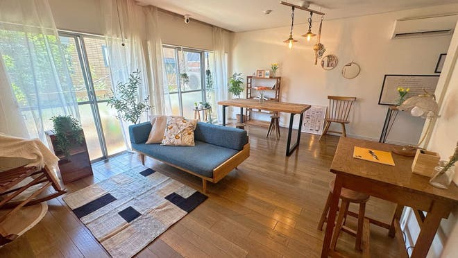 原宿駅徒歩5分/平成レトロ/団地リノベ/デザイナーズインテリア/自然光/2面採光/ベランダの写真1