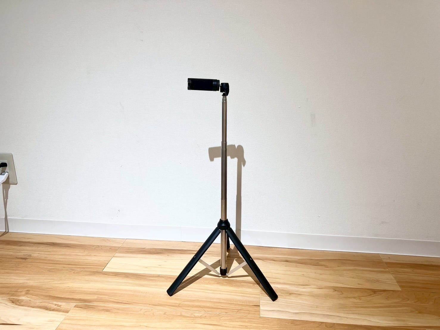 【冬季割⛄エリア最安】横浜関内フルリノベ済きれいなスタジオ｜5.7ｍ鏡・更衣室・モニター完備｜24時間営業中の写真20