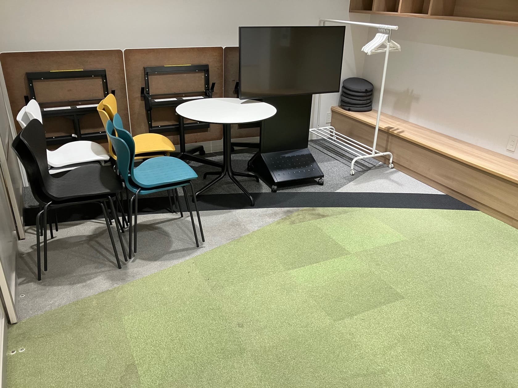 ✨京王線・小田急線「永山駅」徒歩1分！グリナード永山内のレンタルスペースです。🌟駅近/ママ会/打ち合わせ/面接✨の写真14