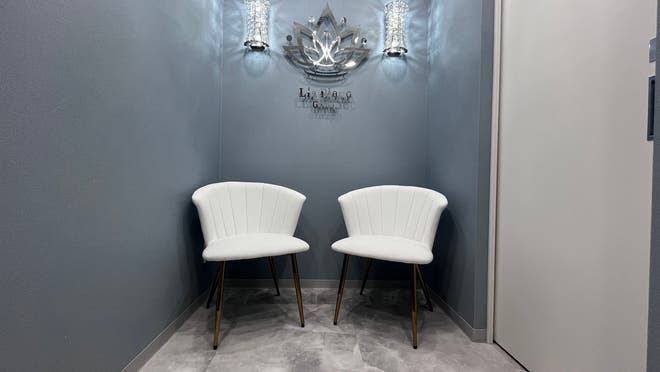 新富町駅1分/築地駅2分の【完全個室】のキラキラなネイルサロン♪の写真1