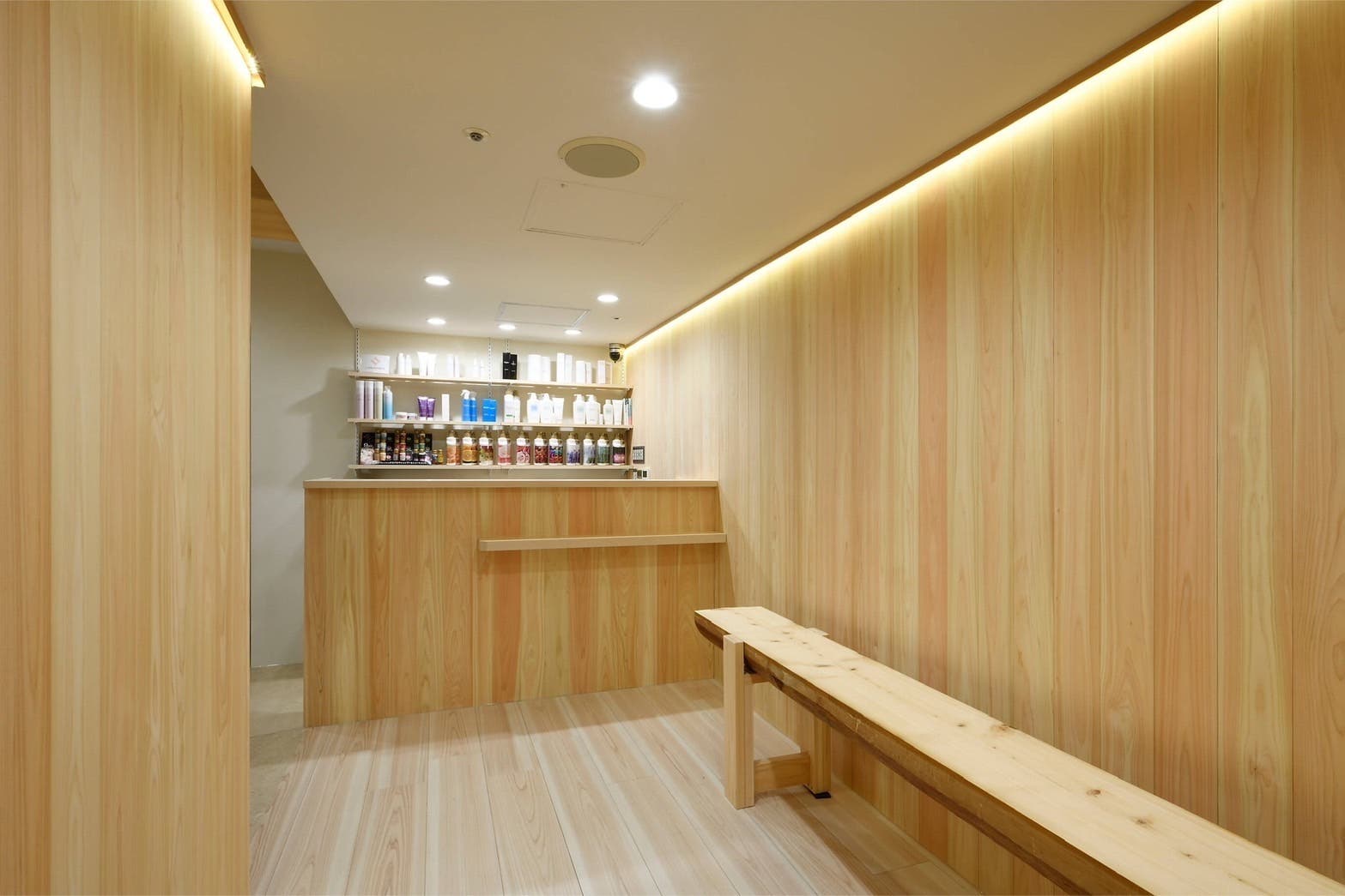 【金山駅徒歩1分・地下直結】檜香る癒しの面貸しヘアサロン｜心安らぐ上質空間の写真10