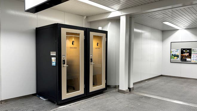 【CHATBOX ポートライナー市民広場駅】No.2 Web会議・通話に最適/無料WiFi/電源ありの写真1