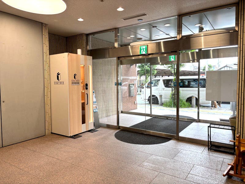 【CHATBOX OG豊中ビル】101　Web会議・通話に最適/無料WiFi/電源ありの写真1