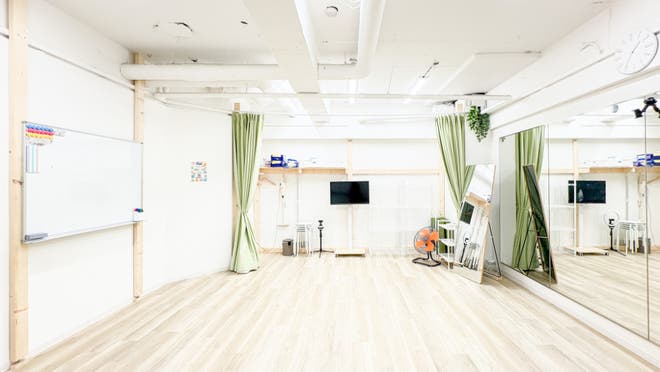 【ダンスOK❗️リニューアルオープン🎉】30㎡の広々空間|石川町駅3分✨大型鏡設置|全備品無料|単発も定期利用も大歓迎🌟の写真3