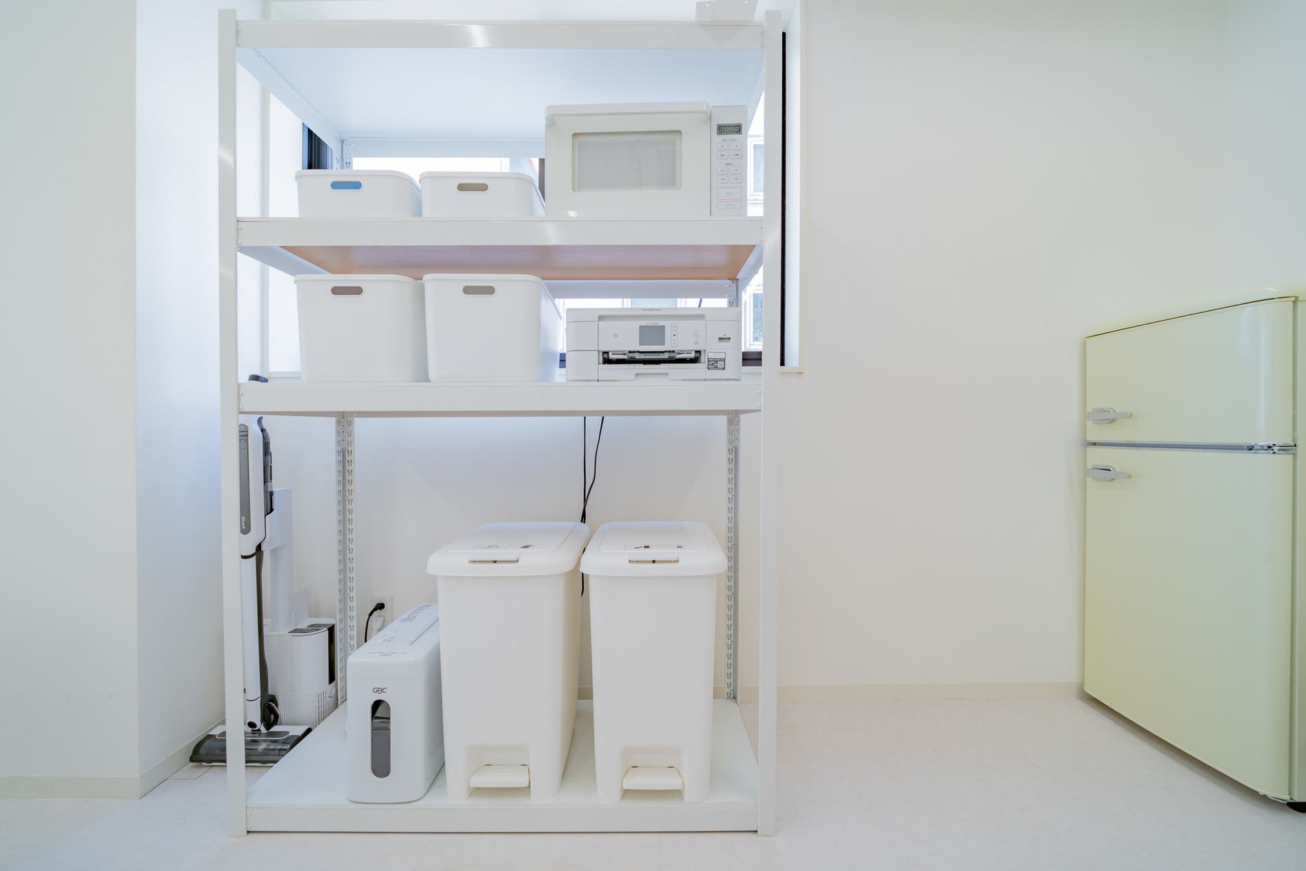 【渋谷駅C1出口徒歩1分】渋谷警察署に近接。白で統一した1日利用のデザイナーズオフィス。高速wifi完備。の写真9