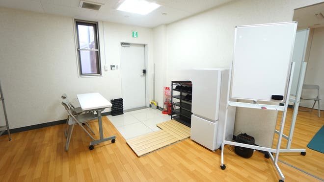 <天六ダンススタジオRe:>天神橋筋六丁目駅徒歩2分🚃大型鏡💃ヨガマット🧘♀️Wi-Fi🛜ダンス/撮影/レッスンの写真9