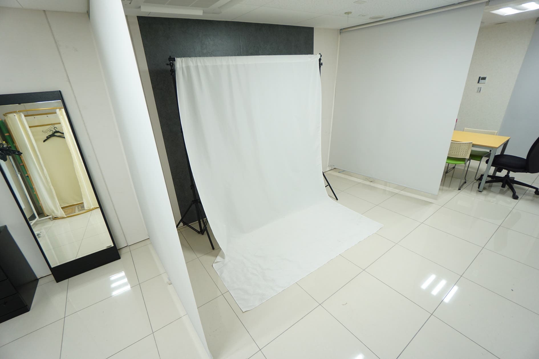 ＜天六撮影スタジオRe:＞OPEN SALE中🎊天神橋筋六丁目駅徒歩2分🚃光回線Wi-Fi🛜更衣室👗撮影/ポートレートの写真6